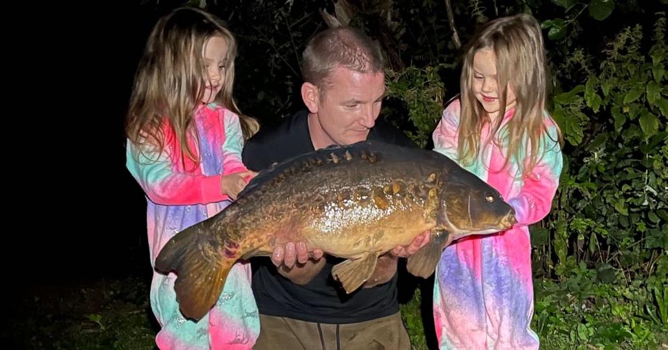 Twins first carp trip | Total Carp